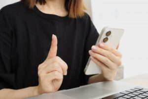 0800 777 0279は詐欺電話？その正体と安全な対処法を徹底解説 | idea & life